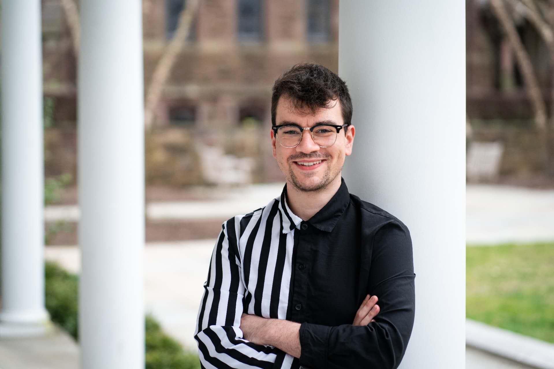 清华大学人文与社会科学高等研究所